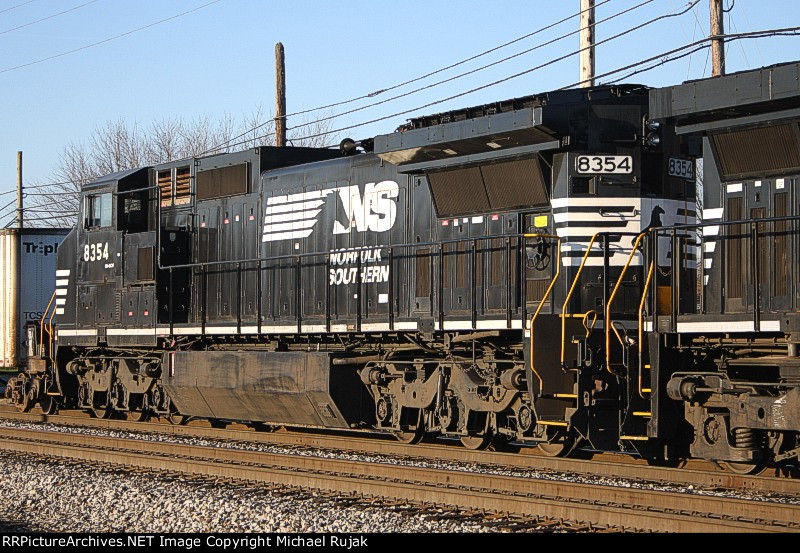 NS 8354